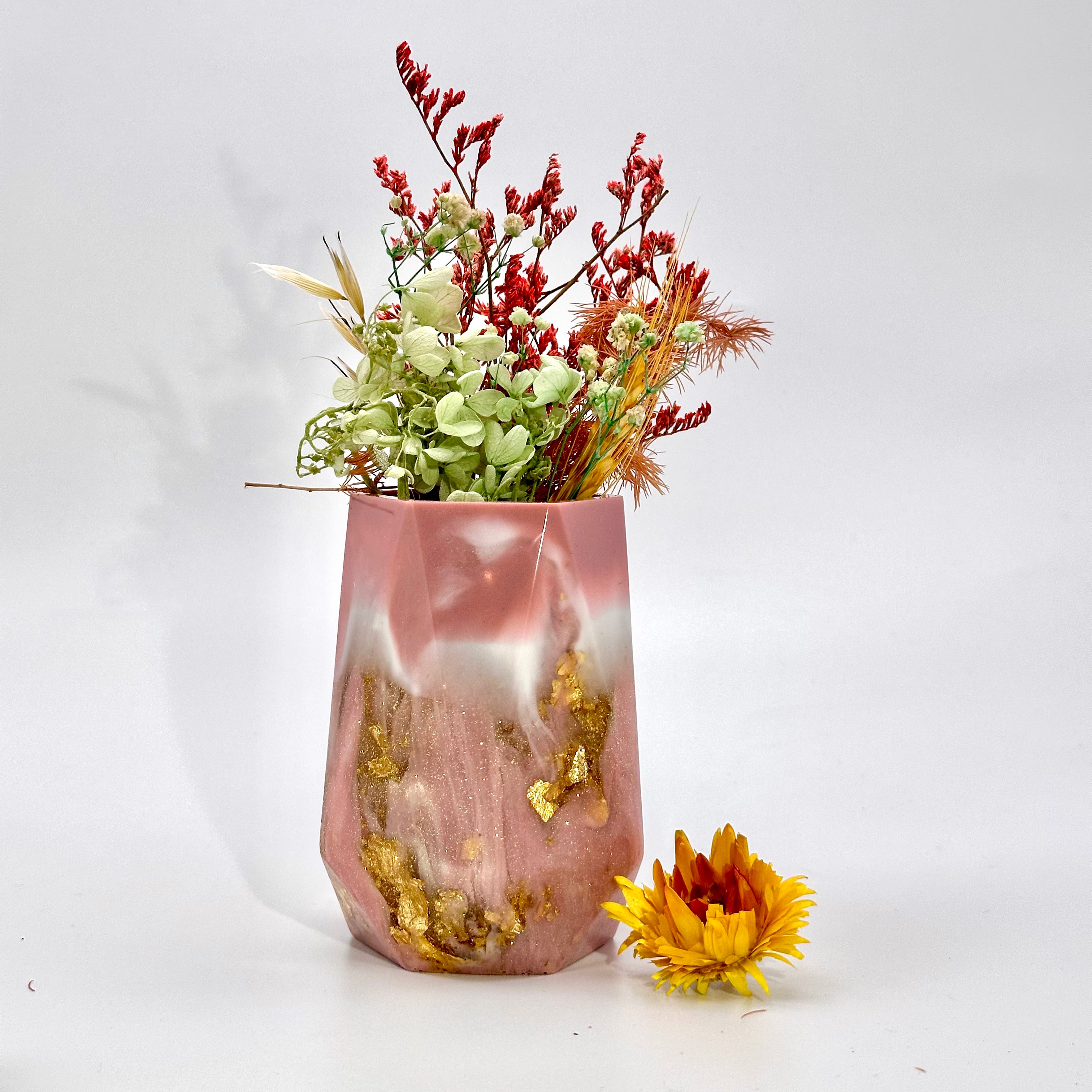 Handmade Decor & Jewellery – Resin Jules